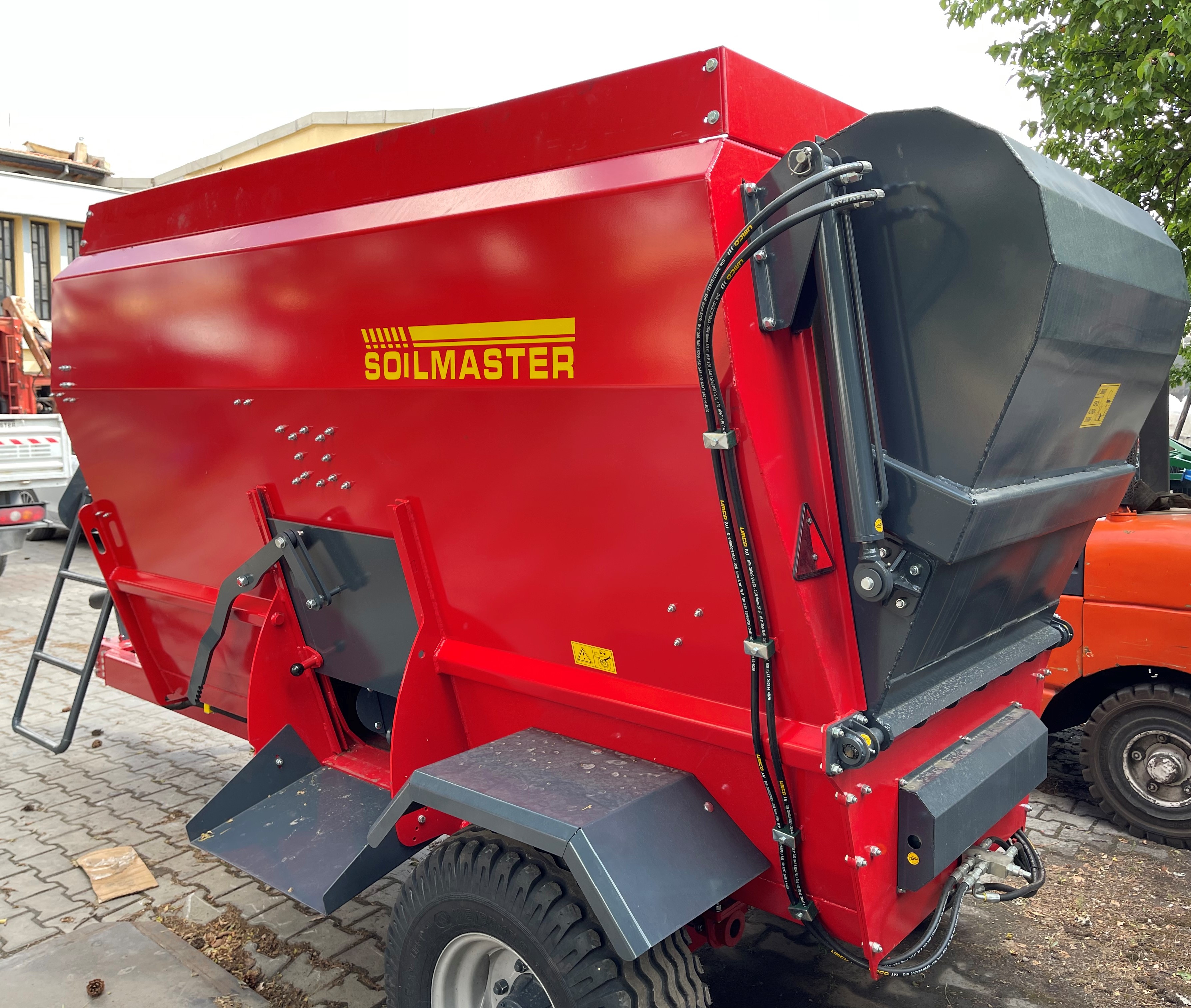 Horizontal Type Feed Mixer